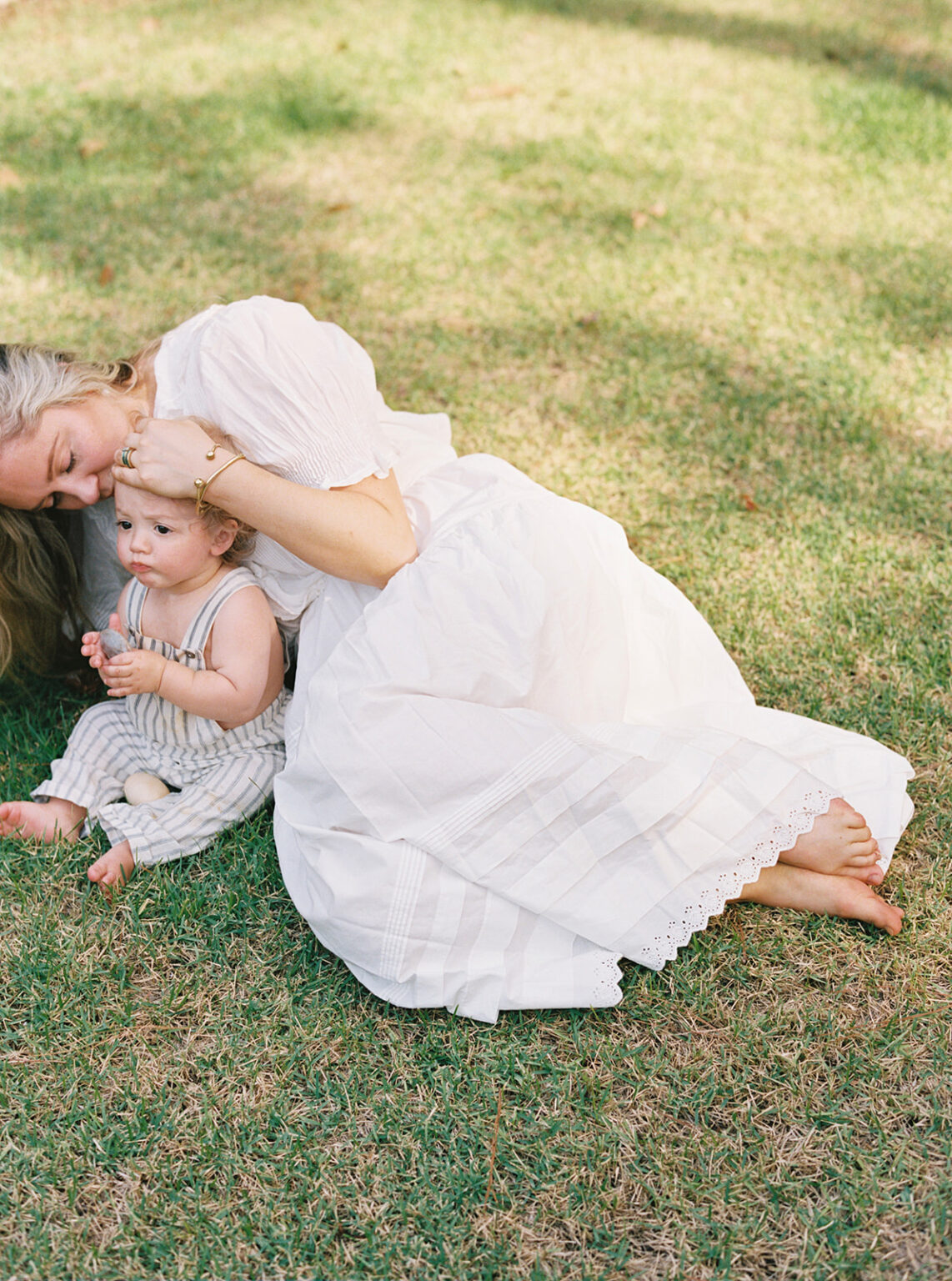 Dreamy Family Portraits in Carley Summers' Home - Michela Watson ...