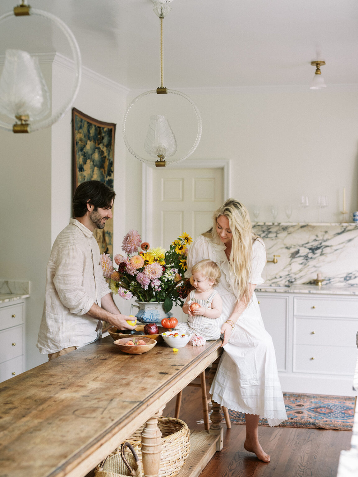 Dreamy Family Portraits in Carley Summers' Home - Michela Watson ...