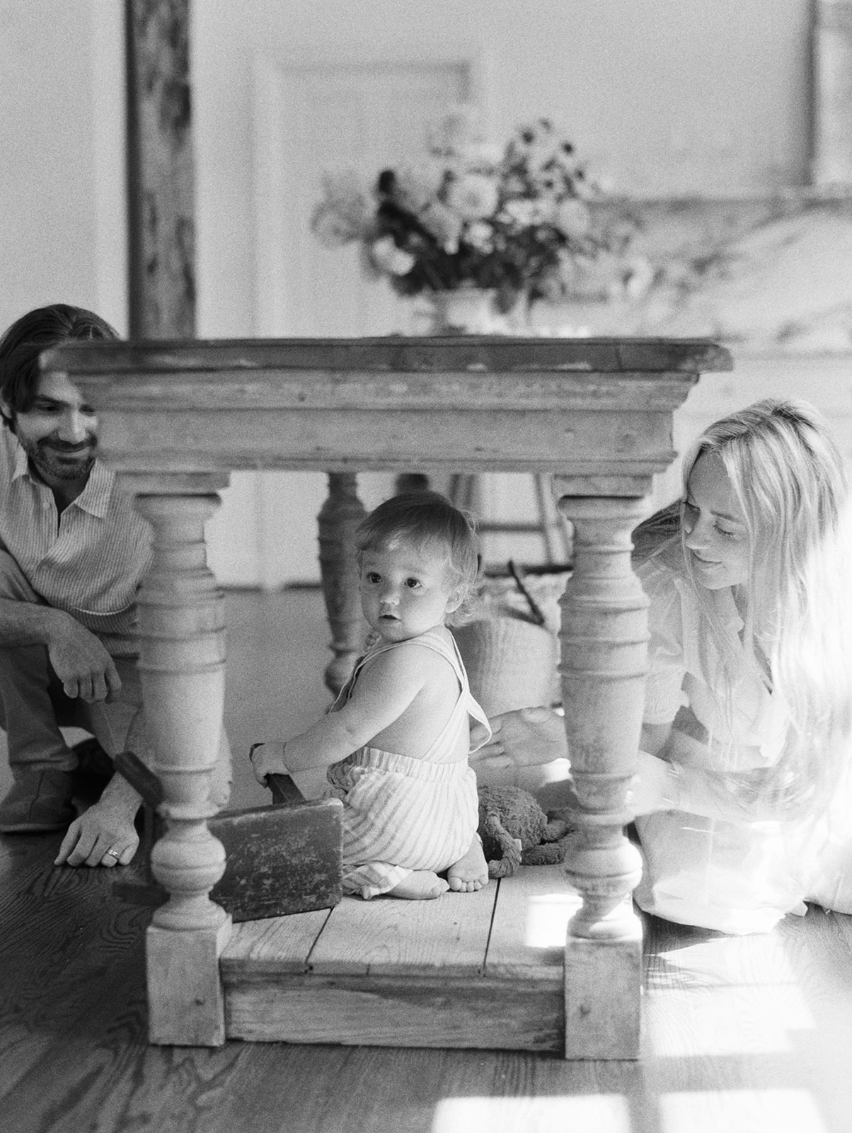 Dreamy Family Portraits in Carley Summers' Home - Michela Watson ...
